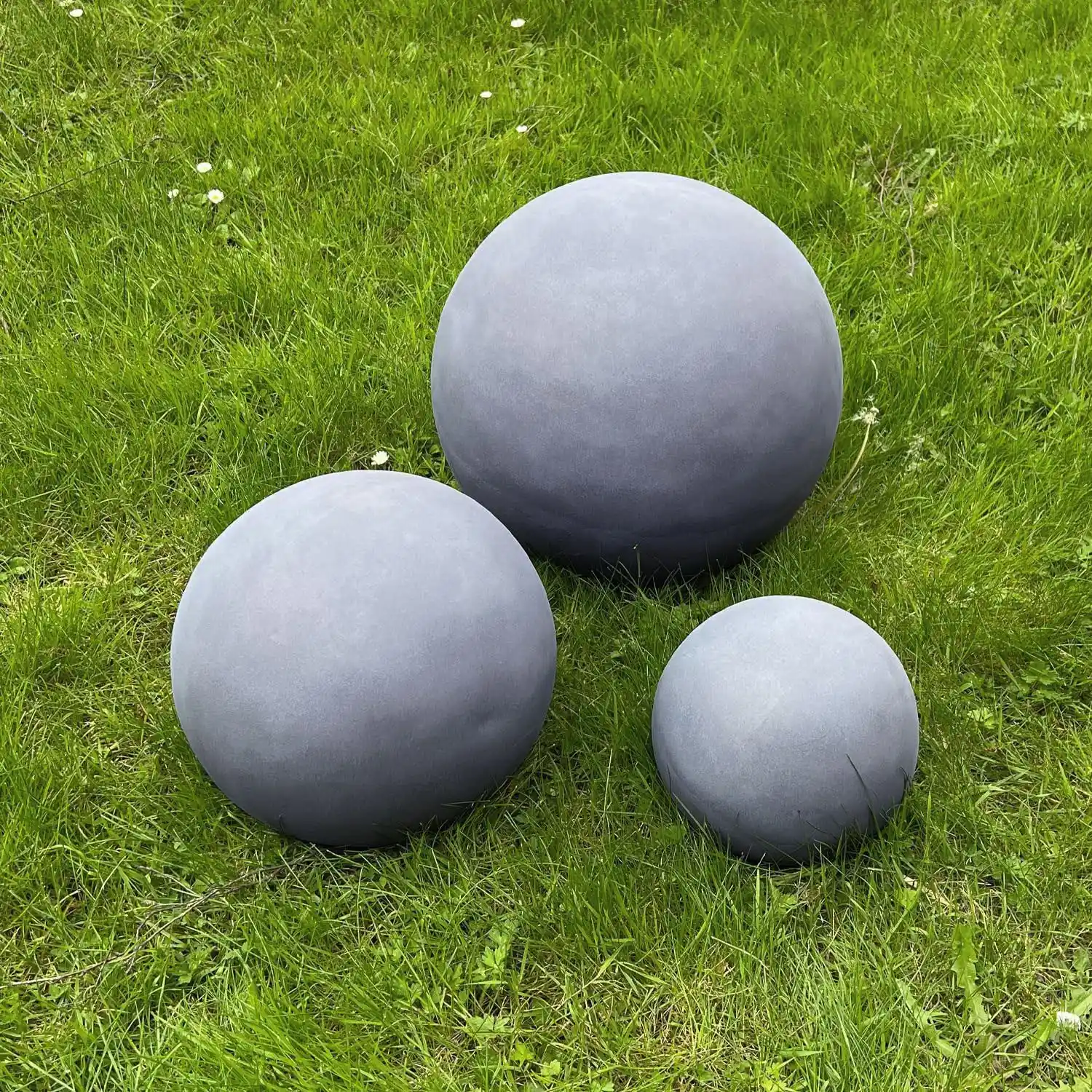 IDEALIST Lite Concrete Effect Grey Outdoor Garden Decorative Ball D22 ...